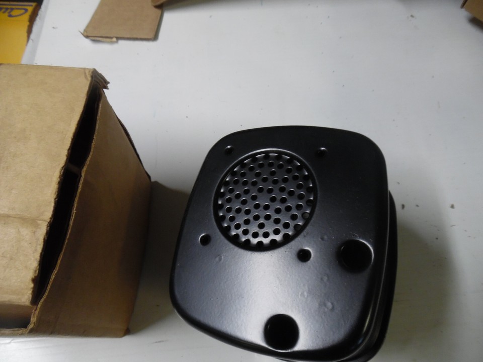 NEW STENS MUFFLER FITS BRIGGS 691874 491413 394170 JOHN DEERE AM101193 ...