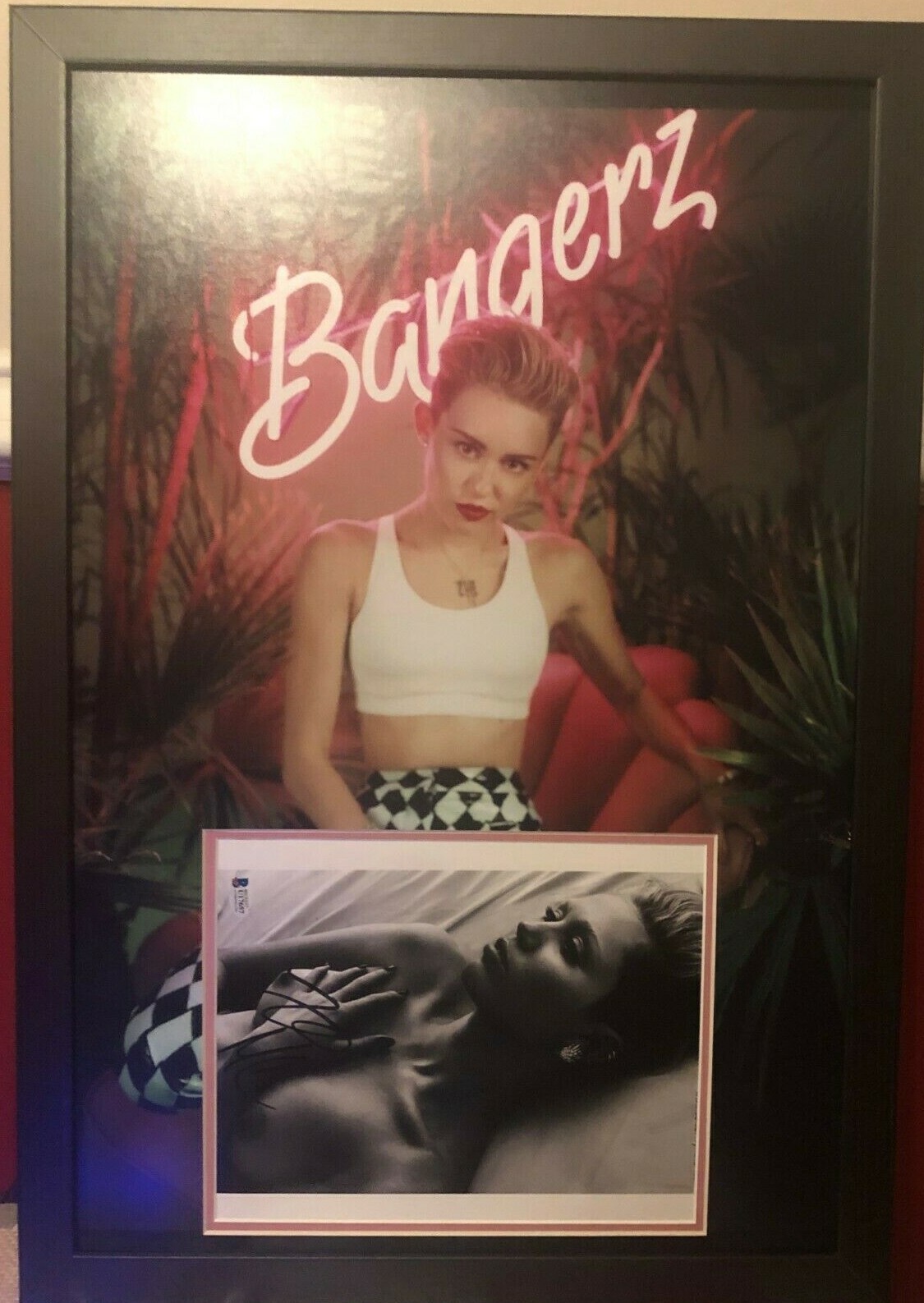 Miley Cyrus **HAND SIGNED** 24x16 framed display ~ AUTOGRAPH ~ Beckett ...