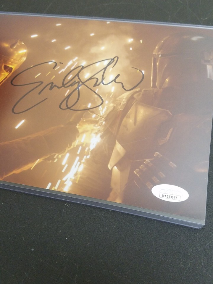 EMILY SWALLOW SIGNED 8X10 PHOTO JSA COA AUTOGRAPHED MANDALORIAN STAR ...