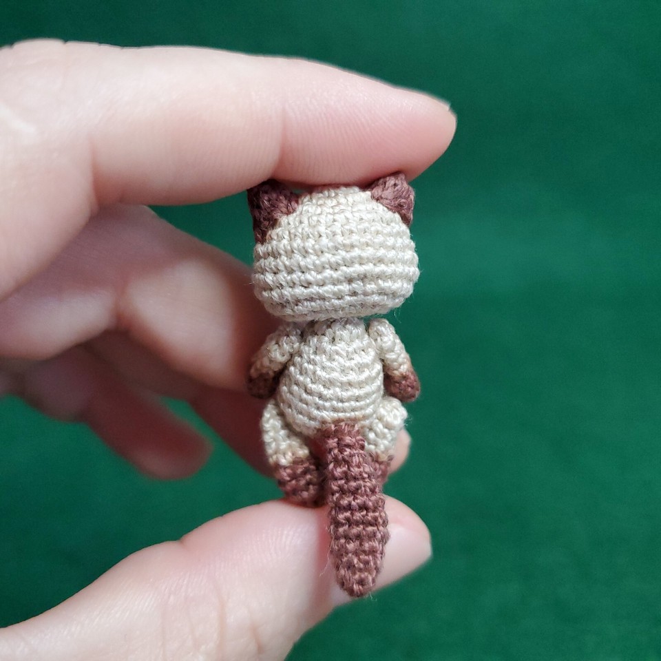 Custom Mini crocheted Siamese Cat. Dollhouse miniature. Doll pet ...