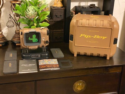 Fallout 4 Pip-Boy Model 3000 Mk IV Collector's Edition with Case -No ...
