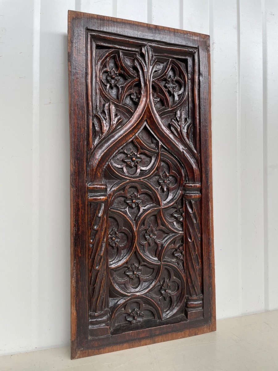 Gothic Wood Art Beyond 'American Gothic': The Conflicted World Of