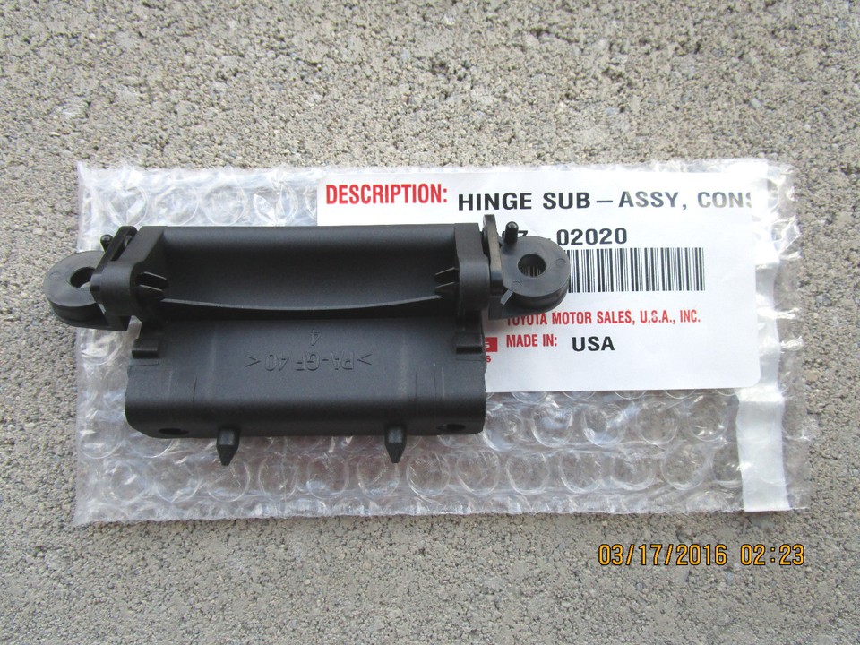 03 - 08 TOYOTA COROLLA CE LE S XLE XRS CENTER CONSOLE LID HINGE BRAND ...