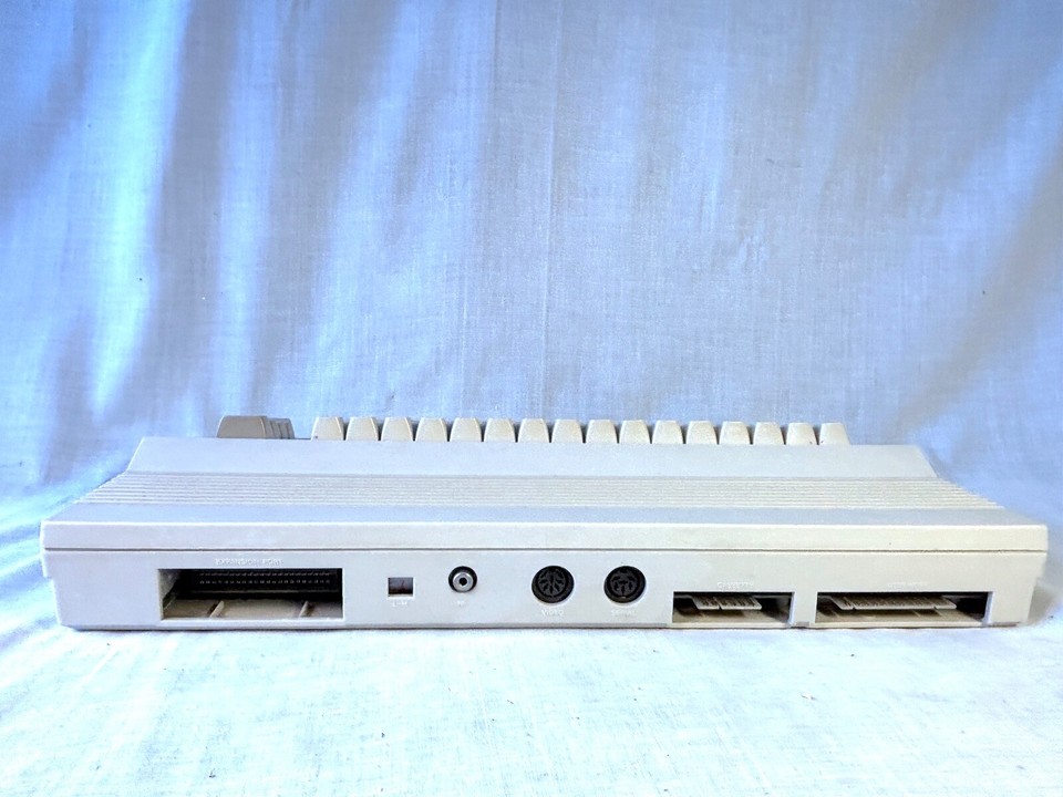 Commodore C-64C II Hellgrau, Sealed Versiegelt, seltenes Logo, inkl ...