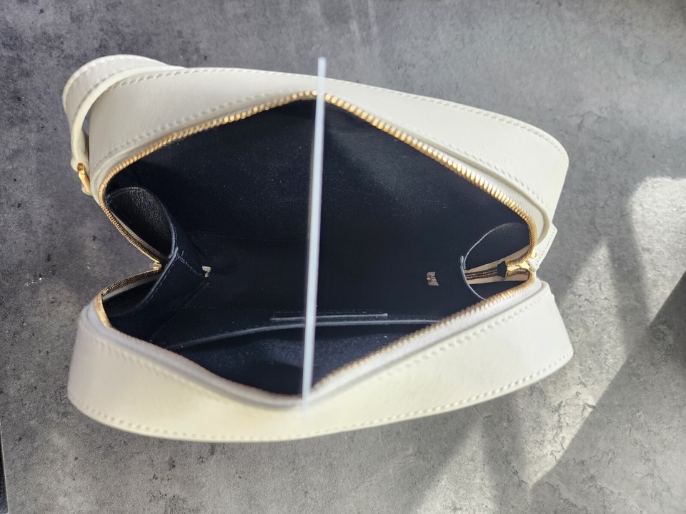 Yves Saint Laurent YSL White Toy Vicki cross body bag | eBay