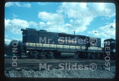 Original Slide SOU Southern Ry. AGS GP38 2807 E. St. Louis IL 1975 | eBay