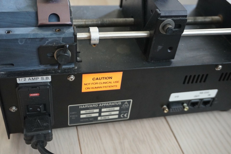 Harvard PHD2000 Syringe Pump PHD 2000 digital control programmable dual ...