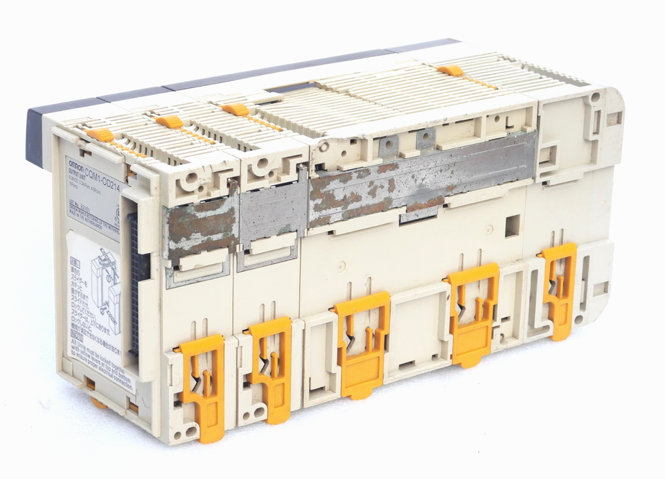 OMRON SYSMAC CQM1-D214 PA203 PLC 16-POINT TRANSISTOR PNP OUTPUT UNIT ...