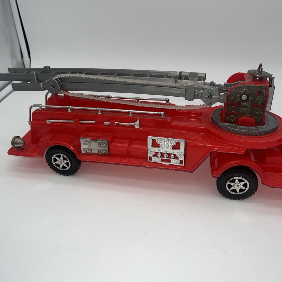 1960’s Deluxe Reading Fire Dept Ladder Truck, VTG | eBay