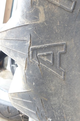 62 - 65 Early Ford 4000 Tractor 801 901 rear back wheel rim and tire | eBay