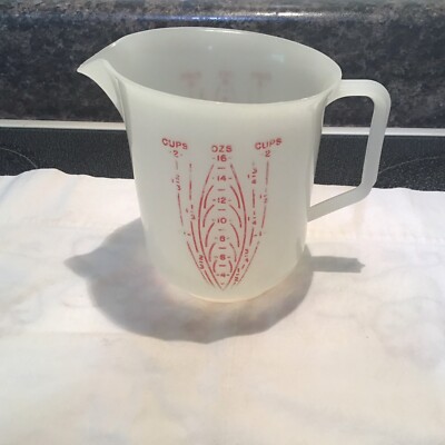 Vintage Tupperware 2 Cup Liquid Measuring Pitcher Red Raised Letters ...