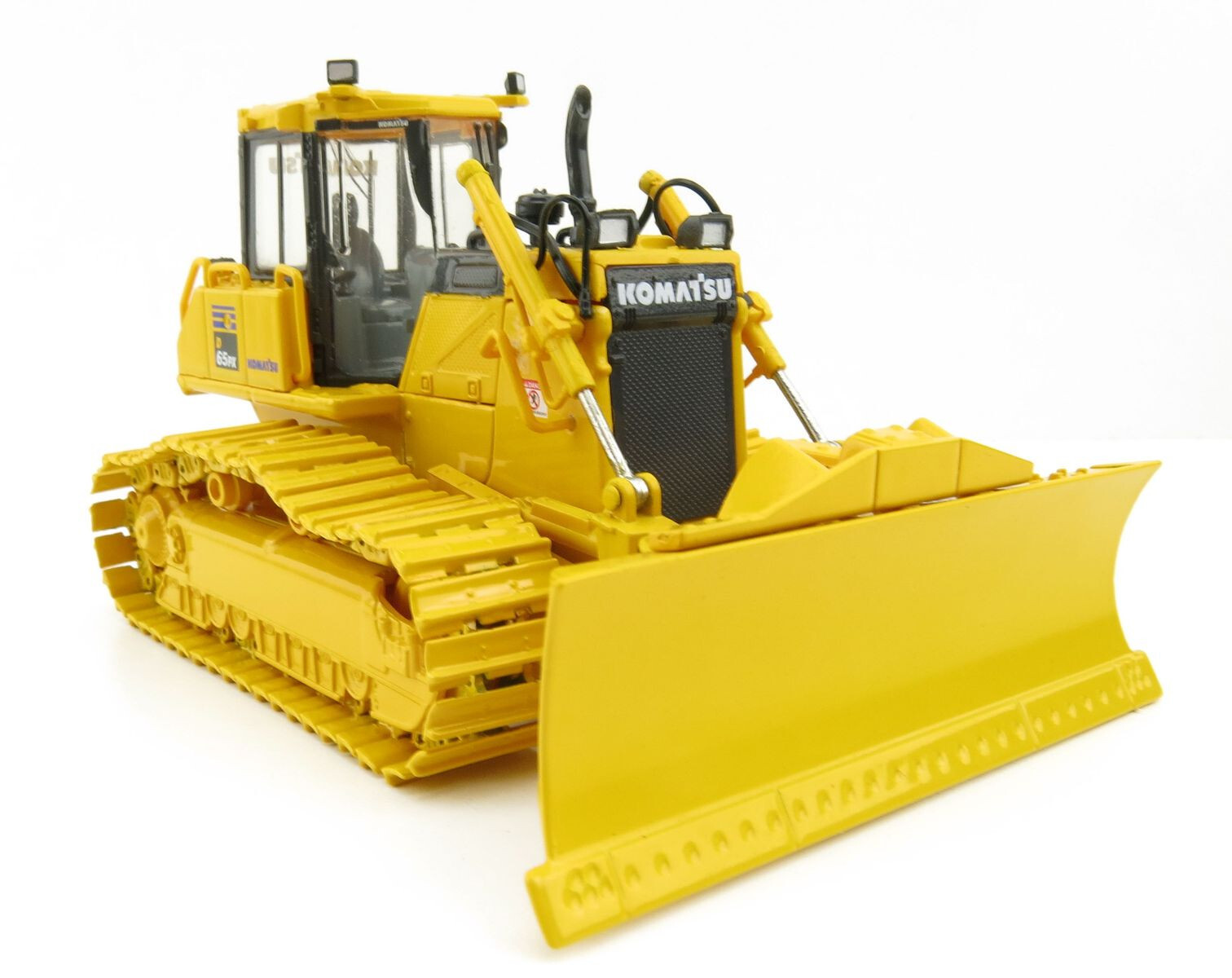 First Gear 50-3246 Komatsu D65PX-17 Dozer with Hitch Scale 1:50 | eBay ...