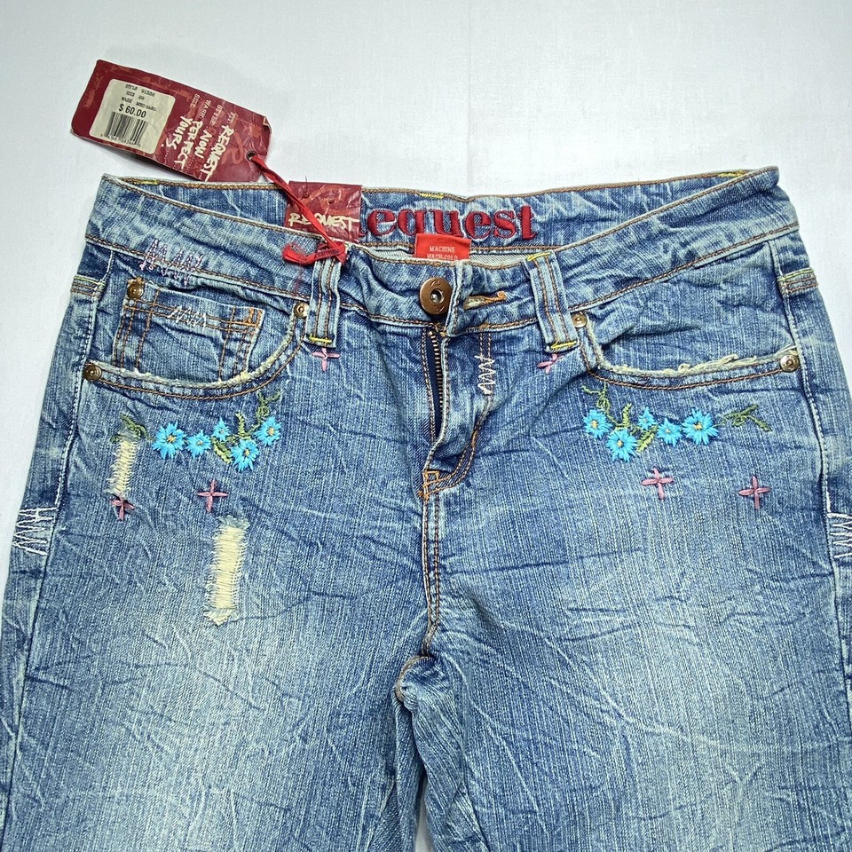 Request jeans women’s Size 29 Washed Denim Style 91338 Embroidered ...