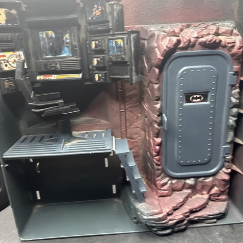 Batman Returns Batcave Command Center Wayne Manor Playset 1991 Kenner ...
