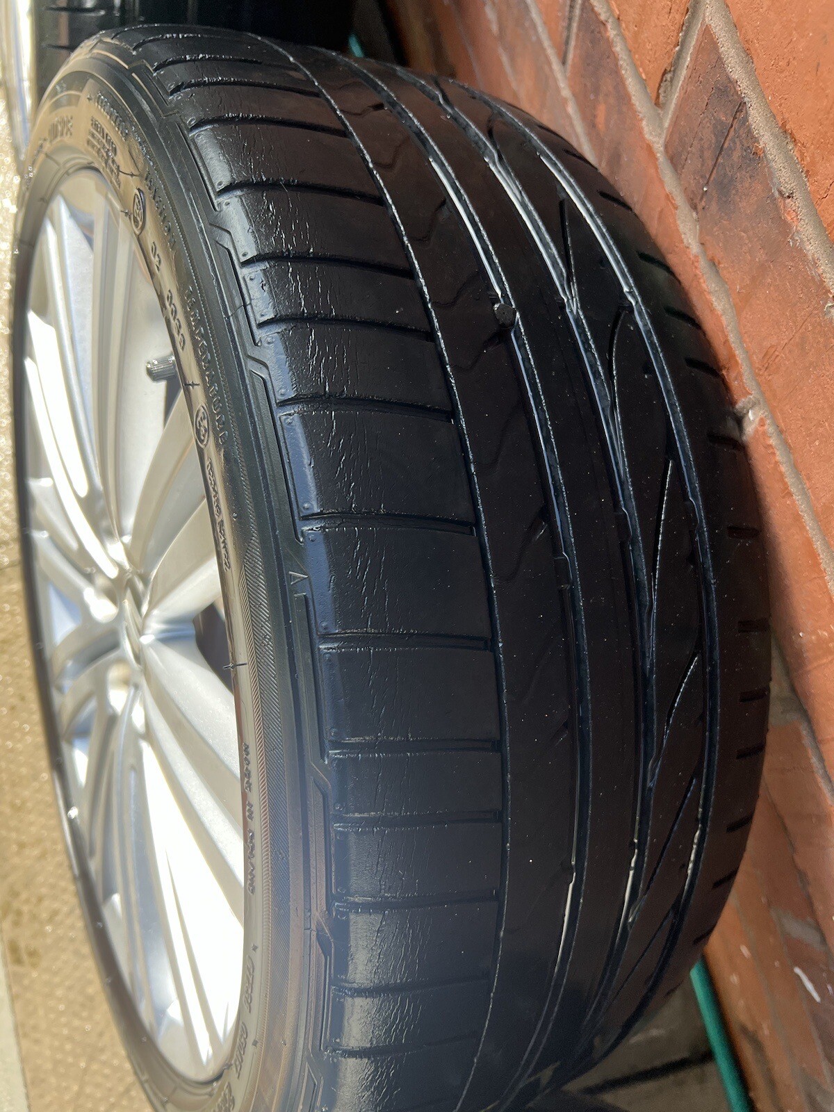 Genuine VW Polo GT Blue 17 Inch Alloy Wheels With 215/40/17 Tyres With ...