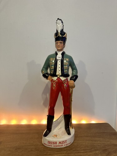 19" Empty Vtg Irish Mist Irelands Legendary Liqueur Soldier- Very Good ...