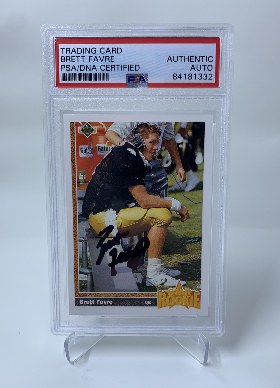 Brett Favre | Autographed Football Memorabilia & NFL Merchandise