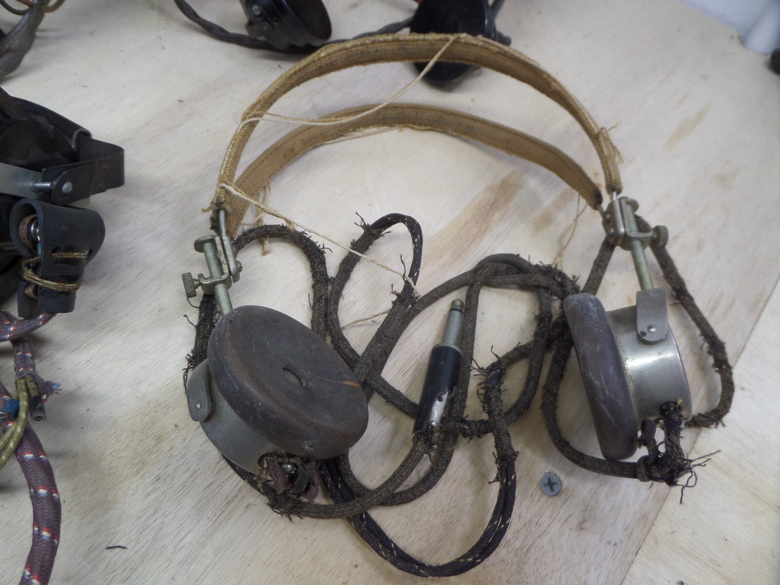 Lot of 6 Vintage WWI & WWII US Military Radio Headphones Headsets ...