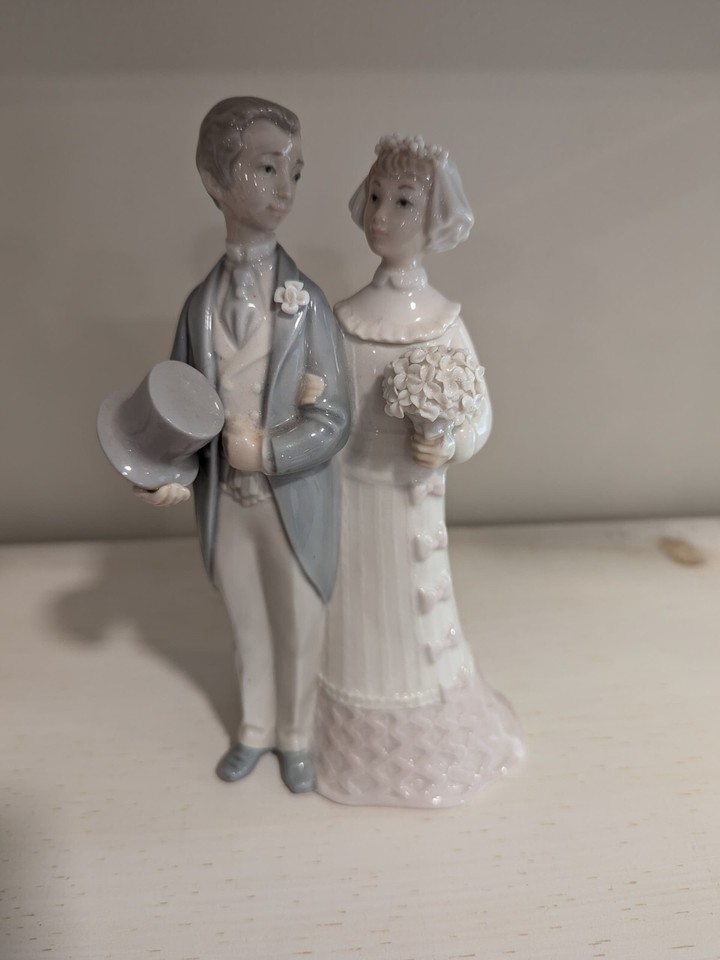 Lladro Porcelain Wedding Day Couple Bride & Groom Marriage Retired ...