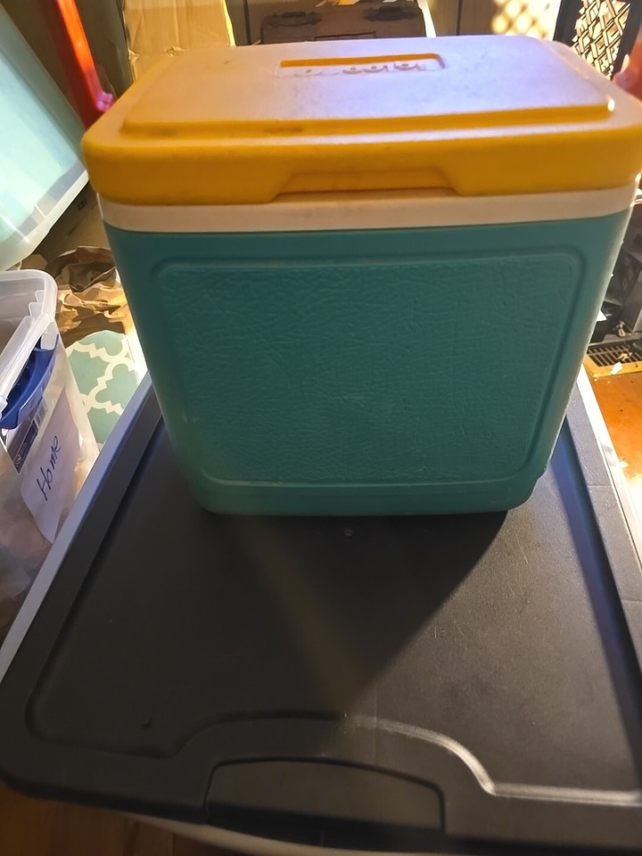 1980s Igloo Cooler Legend 10 Chest Neon Retro Teal And Yellow | eBay