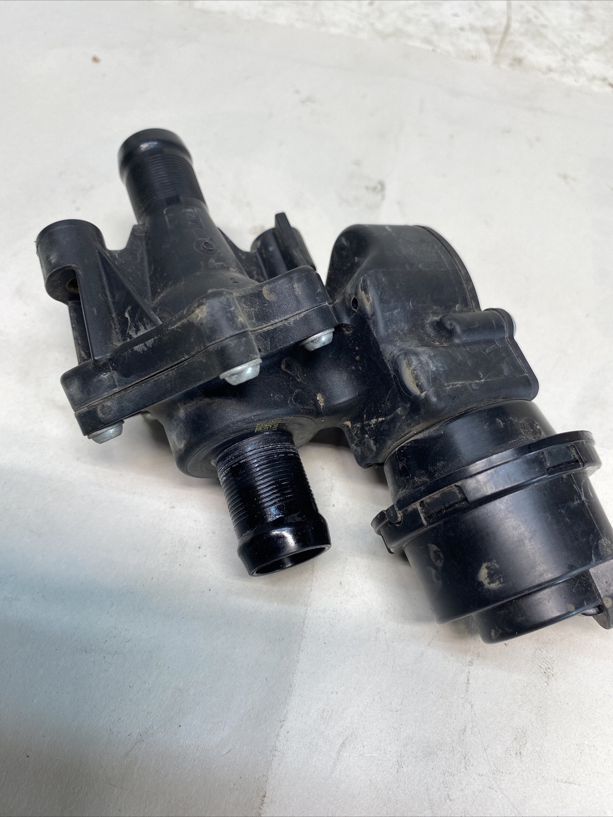 SMART FORFOUR Hatchback W453 Thermostat Housing 922304507R 0.90 Petrol ...