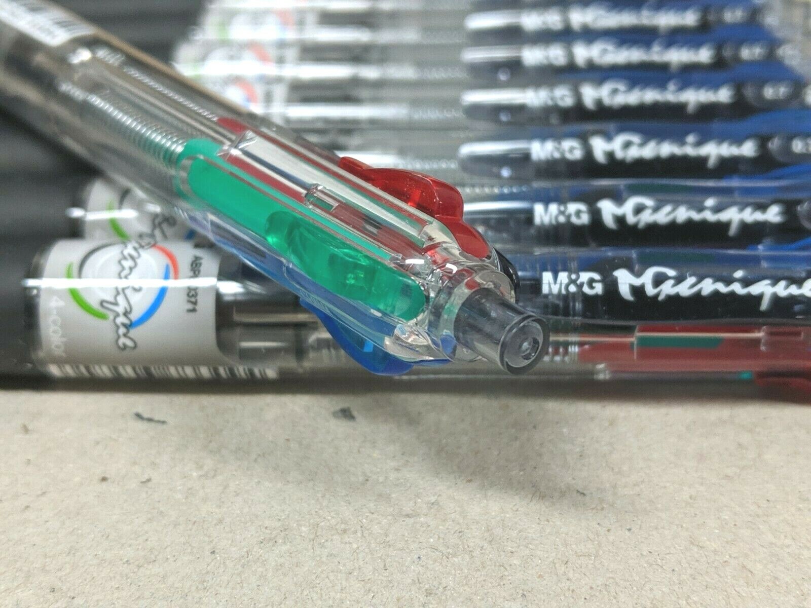 4 x M&G 4 Colour Retractable Ballpoint Pen 0.7mm ABP80371 | eBay Australia