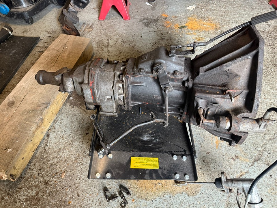 ZODIAC/ZEPHYR/SCIMITAR GEARBOX WITH LH TYPE LAYCOCK OVERDRIVE. | eBay UK