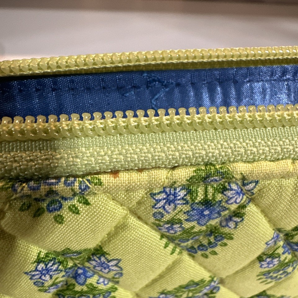 Vera Bradley Citrus Lime Elephant Zippered Wallet Wristlet READ | eBay