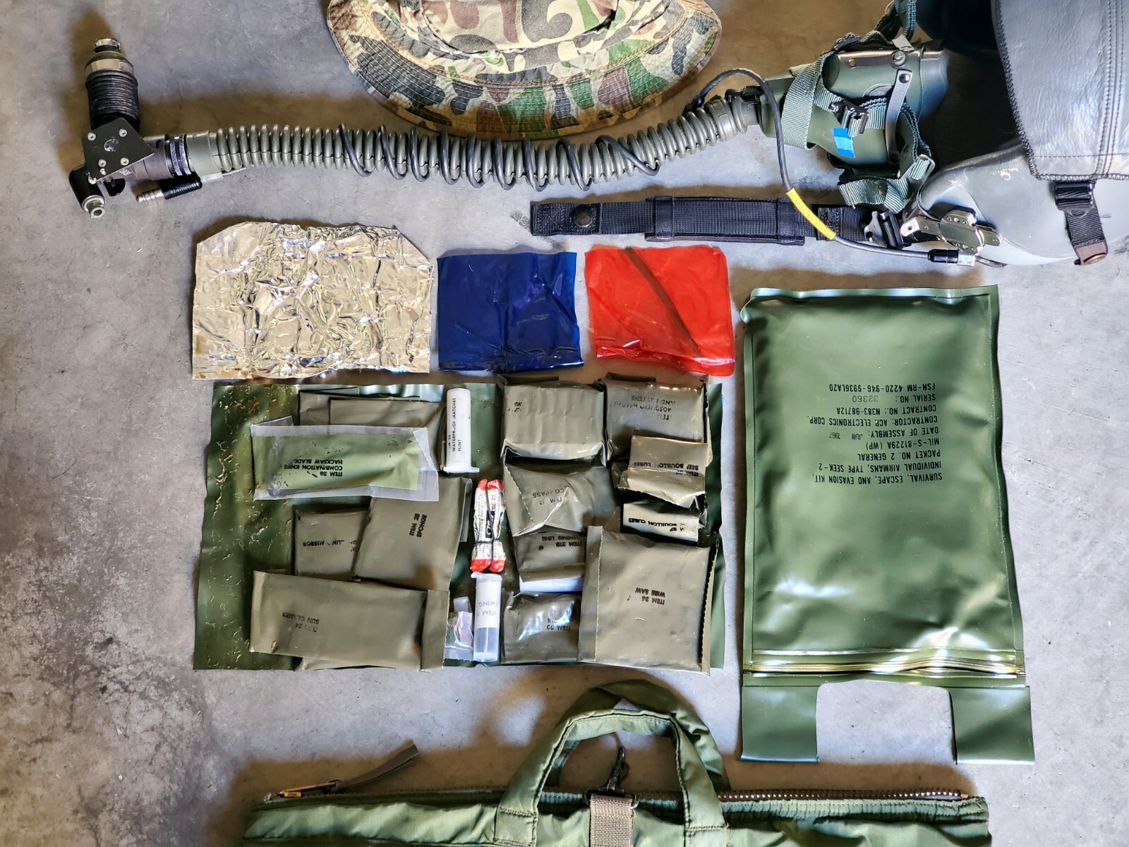 100% Complete SEEK-2 General Survival Escape Evasion Kit, Flight, Pilot ...