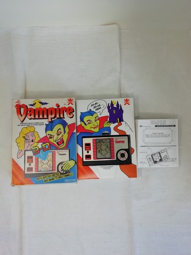 Vintage Electronic Game Bandai Electronics Vampire Handheld Electronic ...