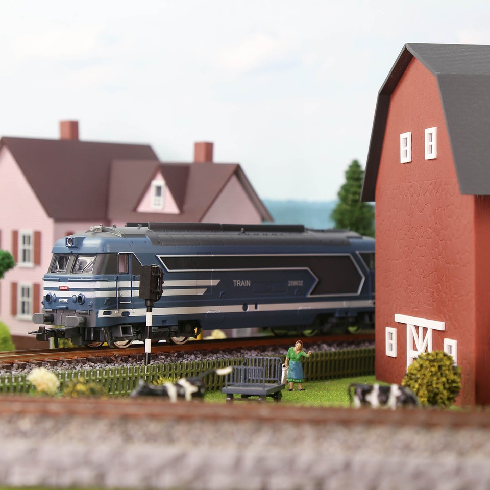 1 Unit Evemodel Train HO Scale 1:87 Model Railroad Locomotives HCT8702 ...