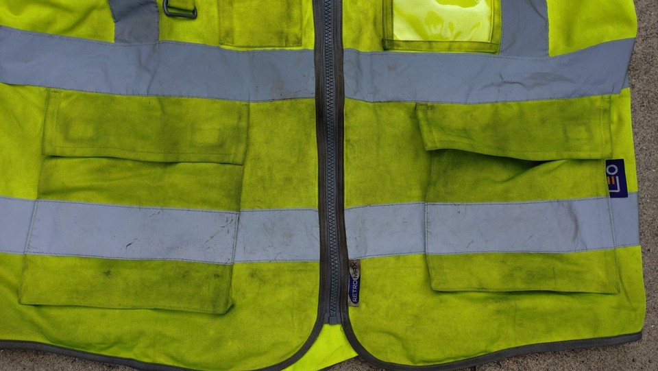 mens LEO yellow hi vis work safety vest Large 40-46" builder construction workie | eBay UK