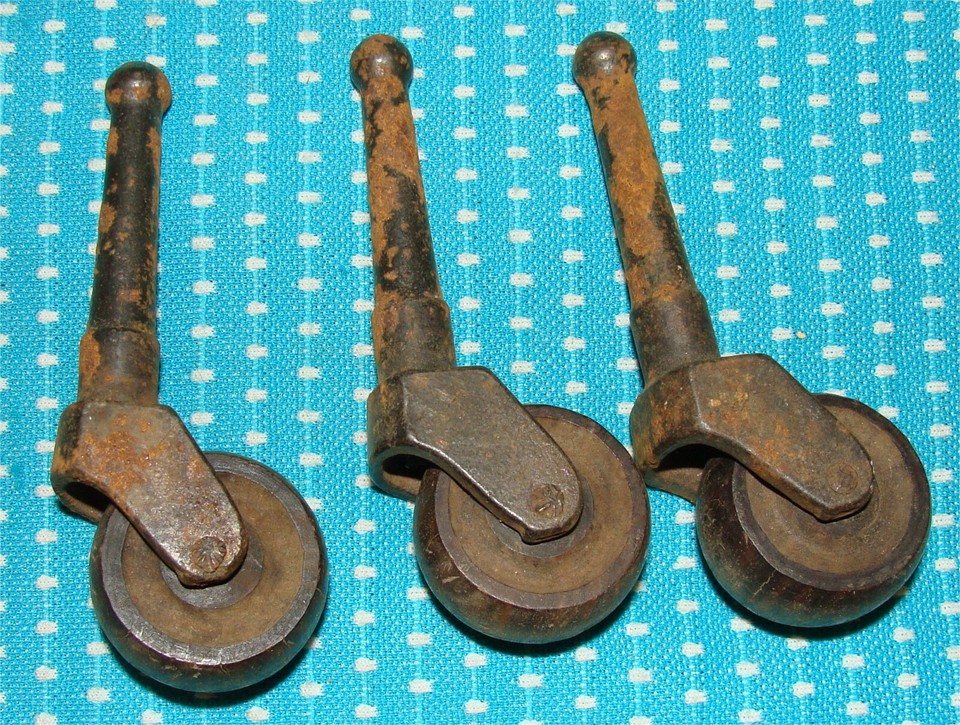 15 Antique Vtg Wood Wheel Casters Furniture Assorted Lot Primitive ...
