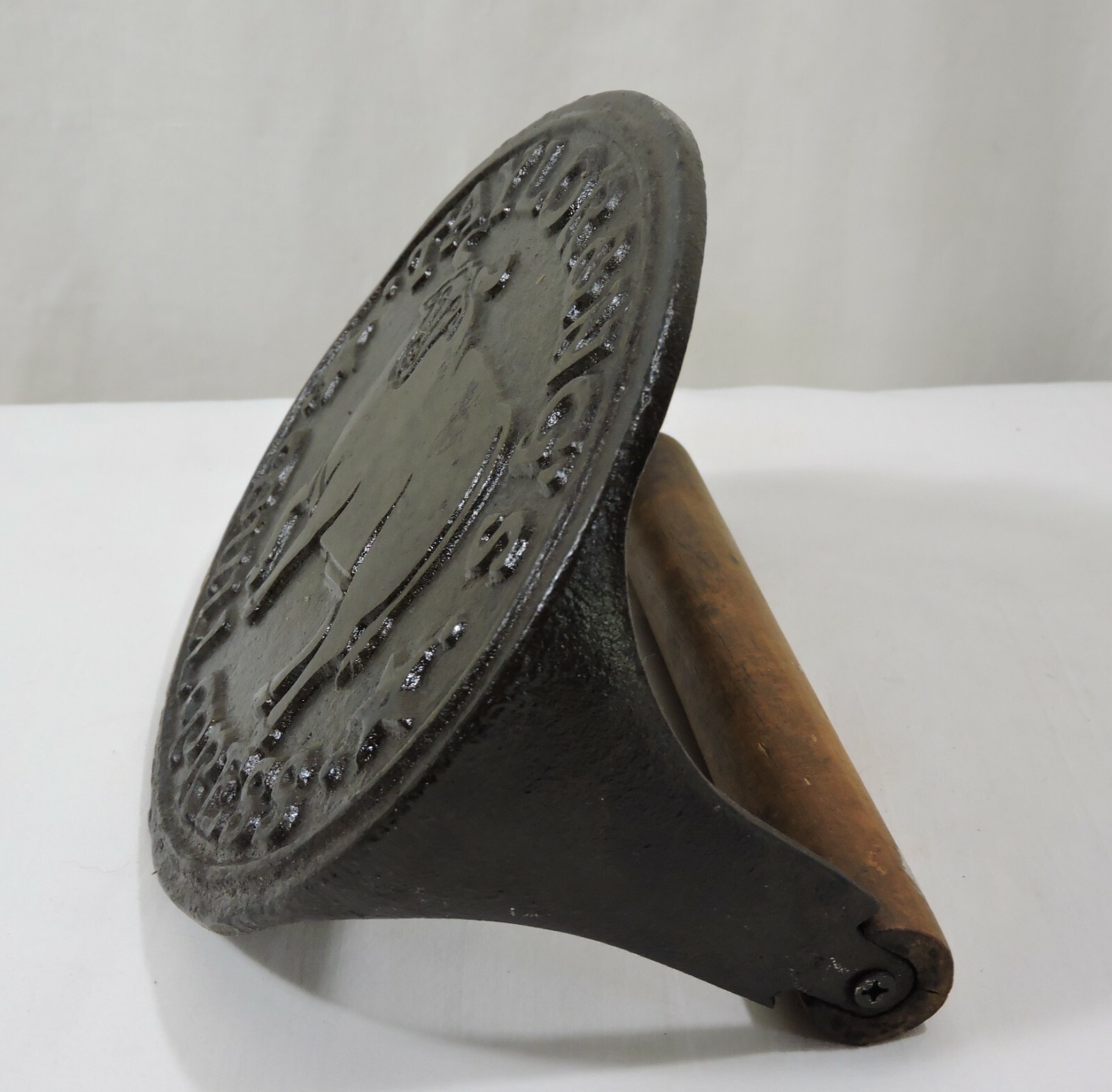 Vintage Taylor & NG Cast Iron Hamburger Bull Press w/ Wood Handle 1979 ...