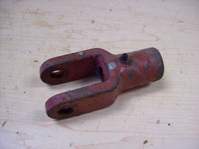IH Farmall 100 fast hitch rockshaft swivel casting 520065R1 | eBay
