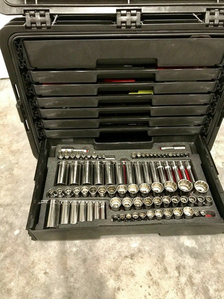 New Snap-on™ GMTK General Mechanic's Maintenance Military Tool Set Kit ...