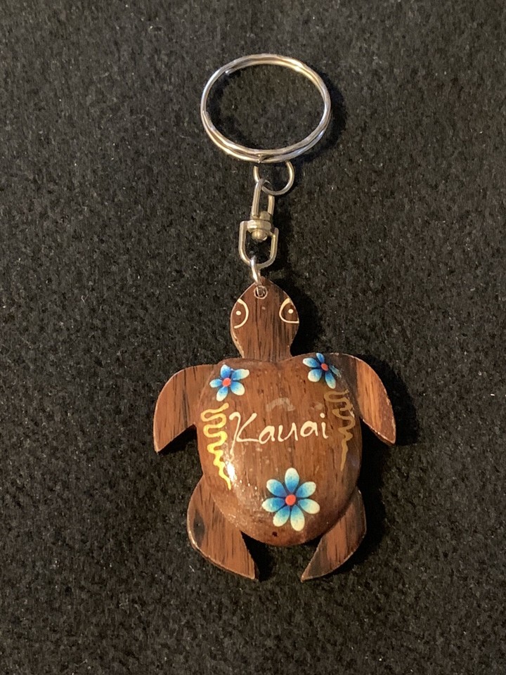 Kauai Hawaii Decorative Hand Painted Wooden Sea Turtle Keyring Keychain ...