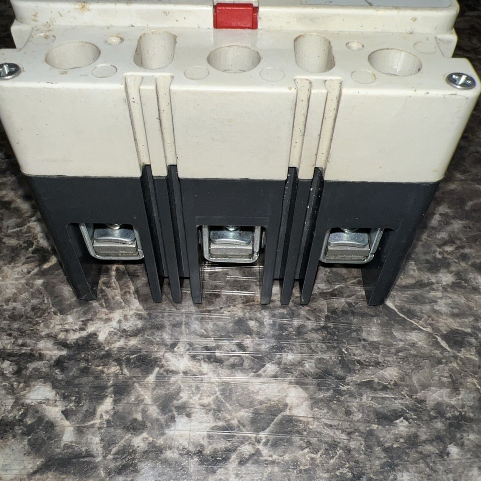 EATON HFD3020 HFD 65k 20 A 3P 600V CIRCUIT BREAKER | eBay