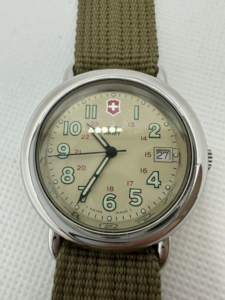 Vintage Victorinox Swiss Army Cavalry Field Mens Military 37mm Watch ...