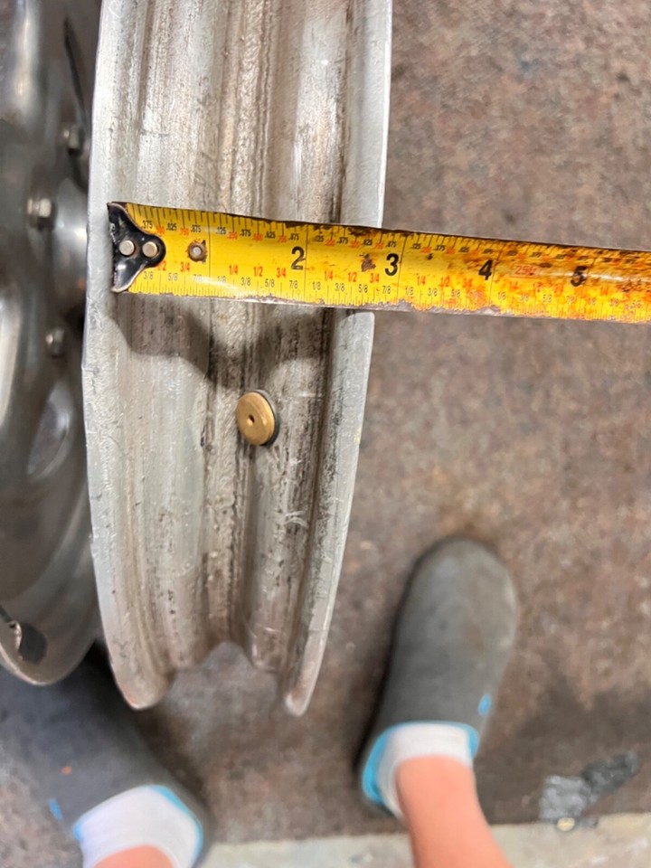 (2) 17x2.25 Weld ProStar Skinny Front Runners Drag Race spindle mount ...