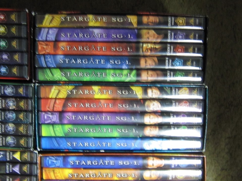 Star Gate SG-1 DVD Boxed Set, Seasons 1-8, (5-Volume Seasons) 40 DVDS ...