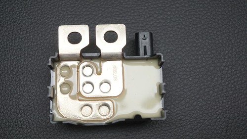 GENUINE MERCEDES BENZ FUSE BOX RELAY MODULE REGULATOR A0009822223 ...