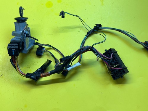 2005 CHEVROLET SILVERADO 1500 IGNITION LOCK W/KEY OEM 26070075 | eBay