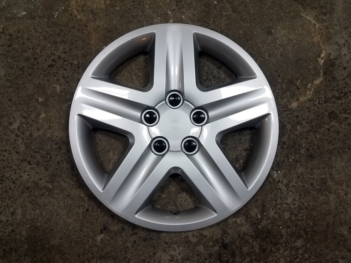 2004 Chevy Impala Hubcaps