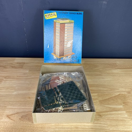 Atlas HO Scale 14 Story Office Building Kit #771-498 Vintage | eBay