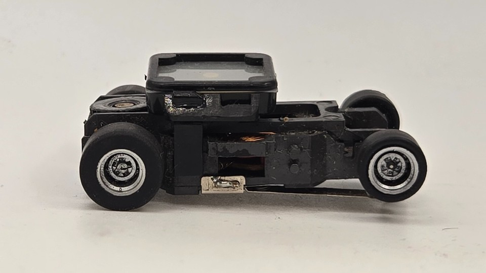 Aurora Afx Magnasonic Stocker Rims Wheels Chassis Only HO Slot Car #2 ...