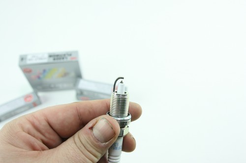 Set of 4 NGK 7781 Premium Spark Plug Laser Platinum ZFR5LP-13G | eBay