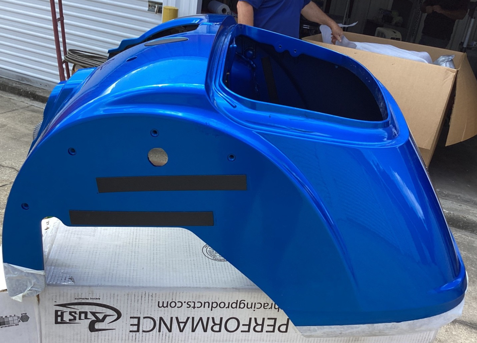 Harley OEM NEW 2018 FLRT TRIKE BODY ELECTRIC BLUE TRUNK, P/N ...
