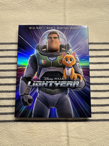 *NEW* Lightyear [Blu-ray + DVD + Digital Code] w/Slipcover 786936895032 ...