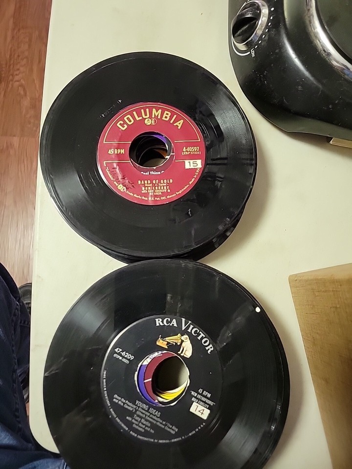 Vintage 45 Record Lot of 45+ Records VG+ Mid 50s With Case Instant ...